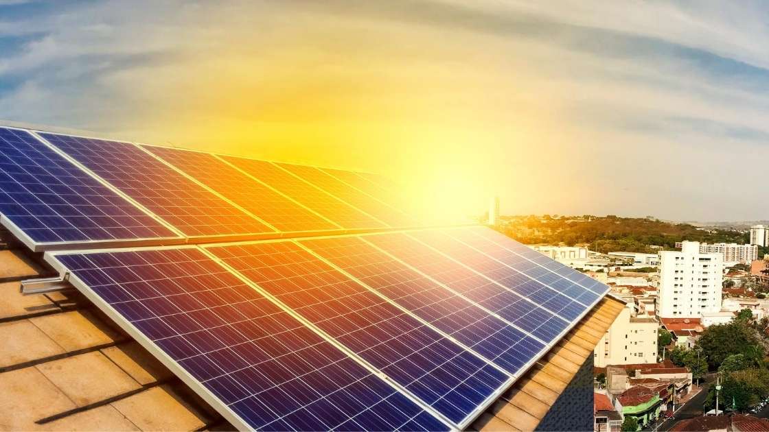 Harnessing the Sun: How Rooftop Solar Panels Work and Benefit You ...