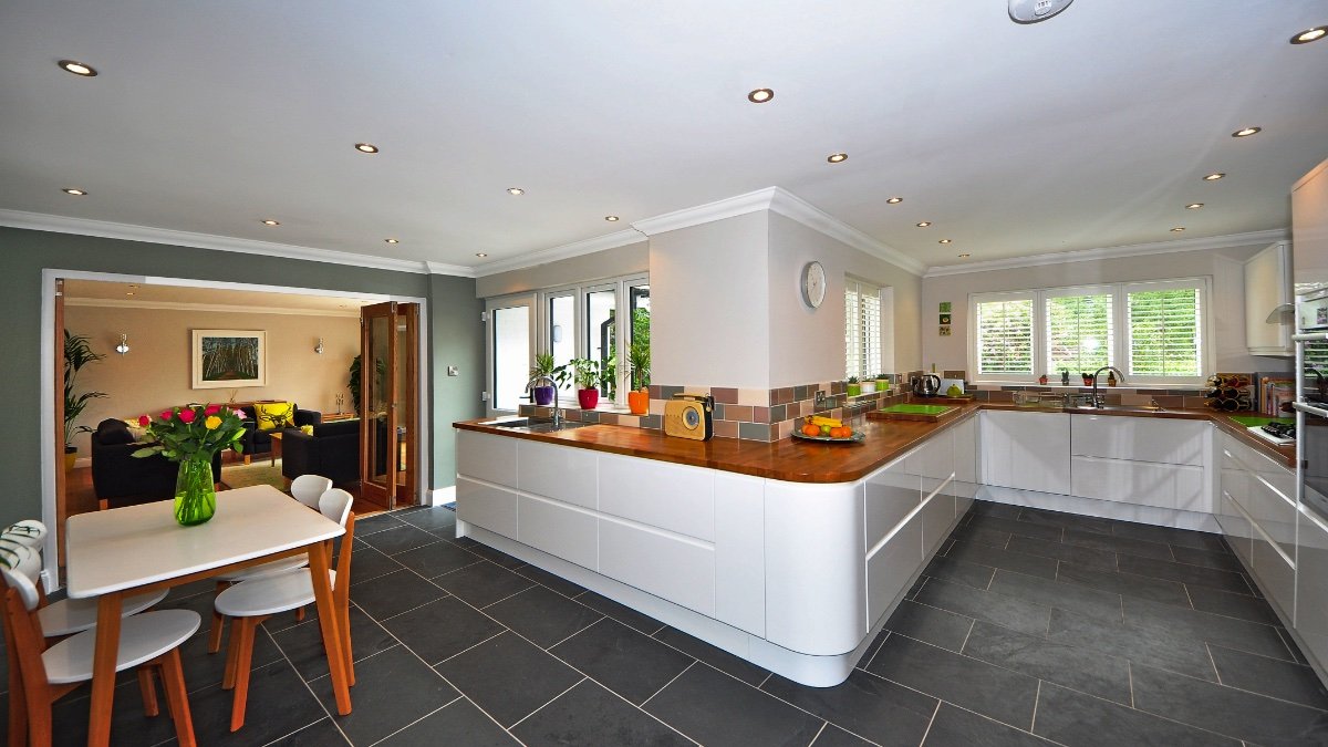 Affordable Floors: Explore Kitchen Flooring Ideas Within Budget - Home ...