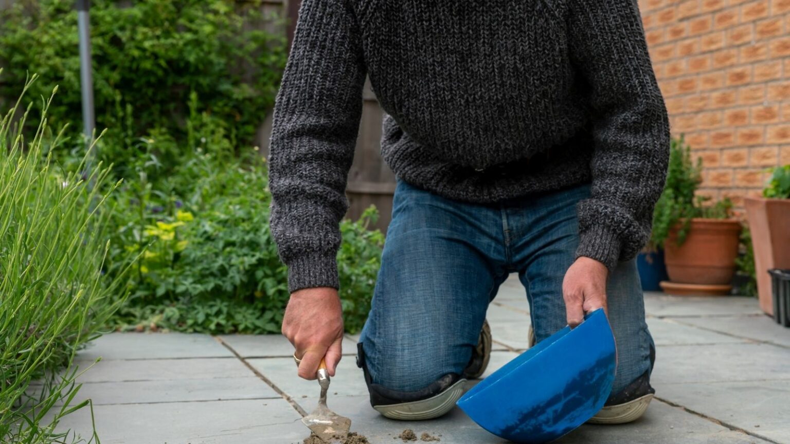 Cleaning Patio Pavers the Easy Way - Home Decor Chat